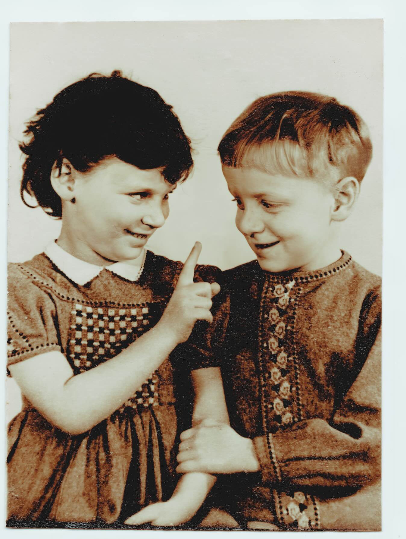 “La vie d’artiste” di Micha van Hoecke in una mostra tra scatti inediti ...