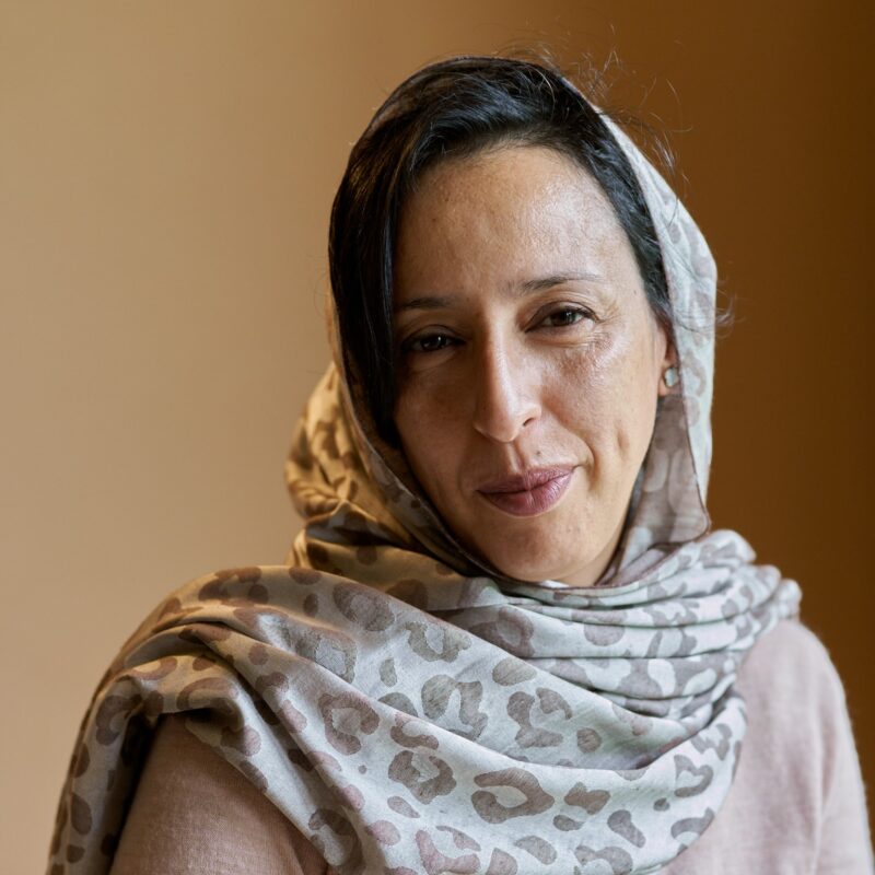 EMPOLI. “Empolichescrive”, Amal Oursana presenta il suo libro ‘Il ...